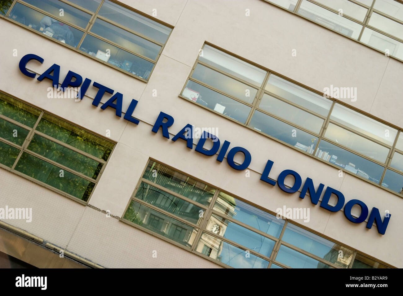 Capital radio london hi res stock photography and images Alamy