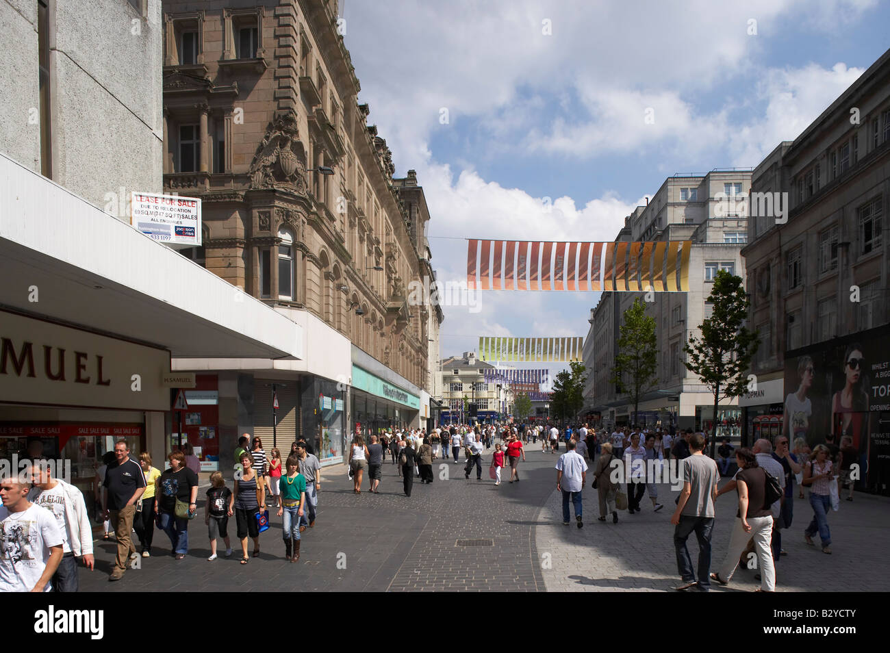 Liverpool shops hi-res stock photography and images - Alamy