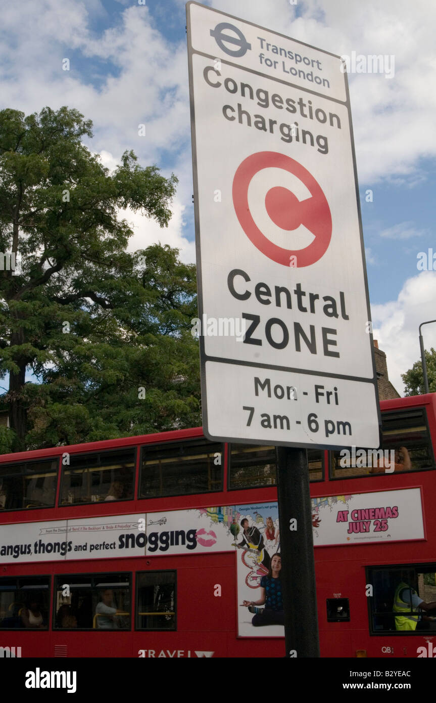congestion charge zone london inner traffic camera Stock Photo - Alamy