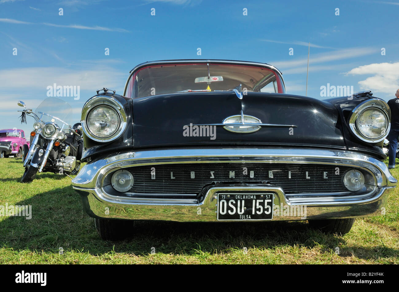 1957 oldsmobile super 88 hi-res stock photography and images - Alamy