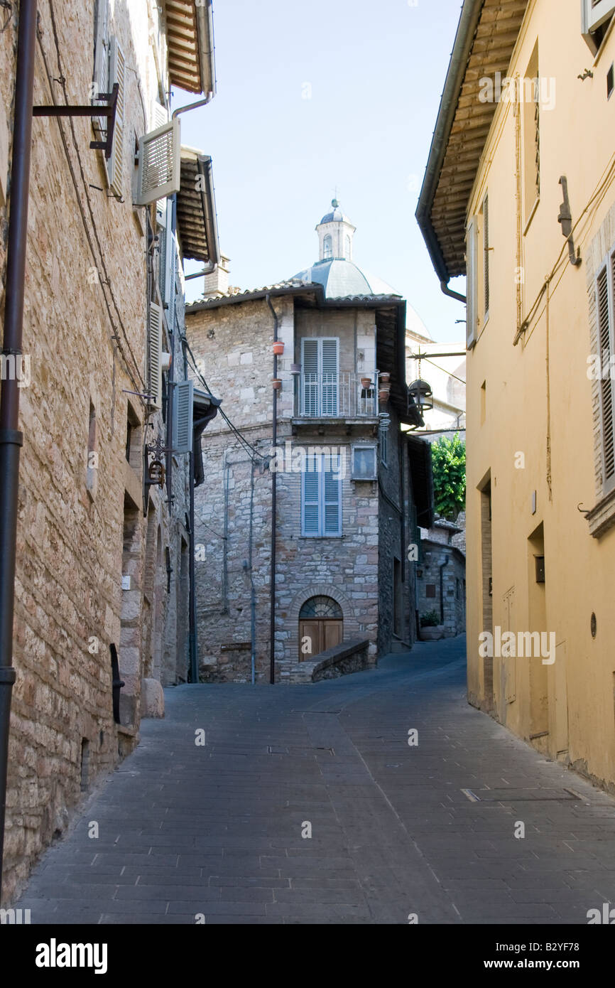 Assisi houses hi-res stock photography and images - Alamy