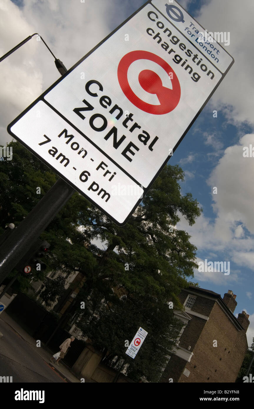 Congestion charge zone hi-res stock photography and images - Alamy