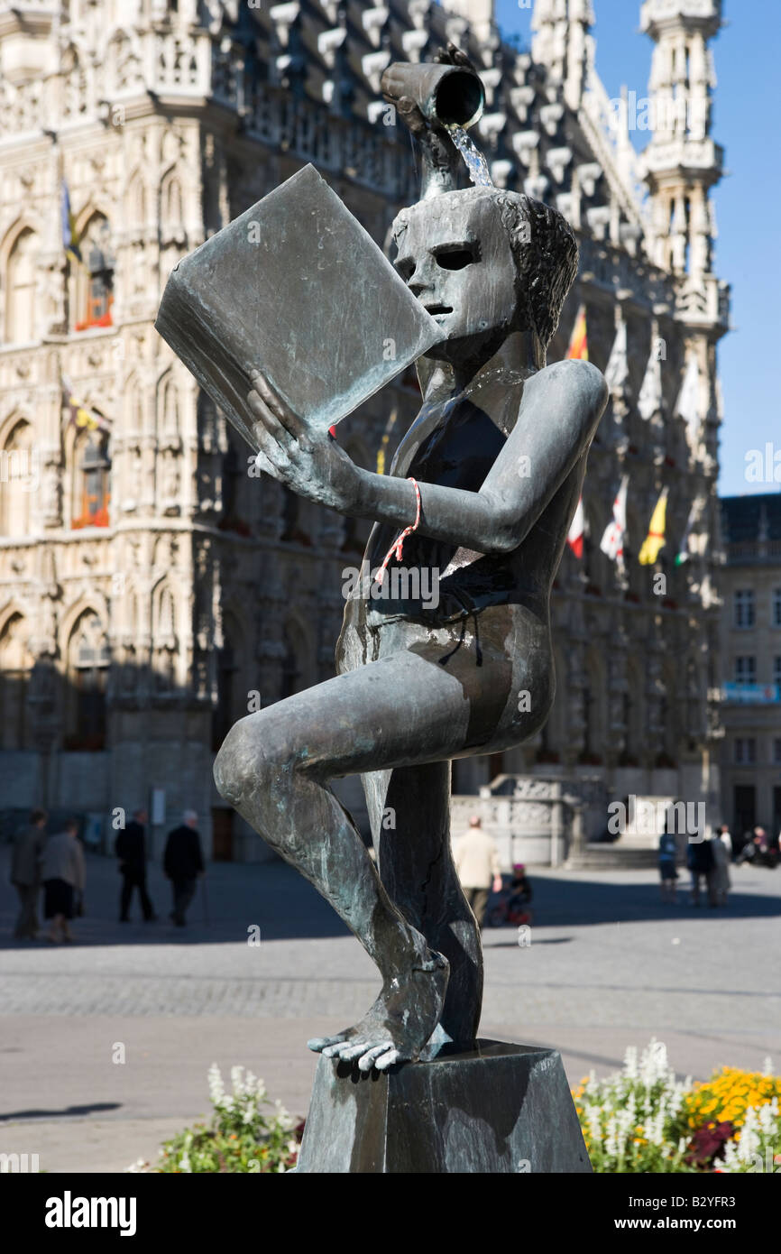 Font Sapienza (statue of student being being brainwashed by reading a ...