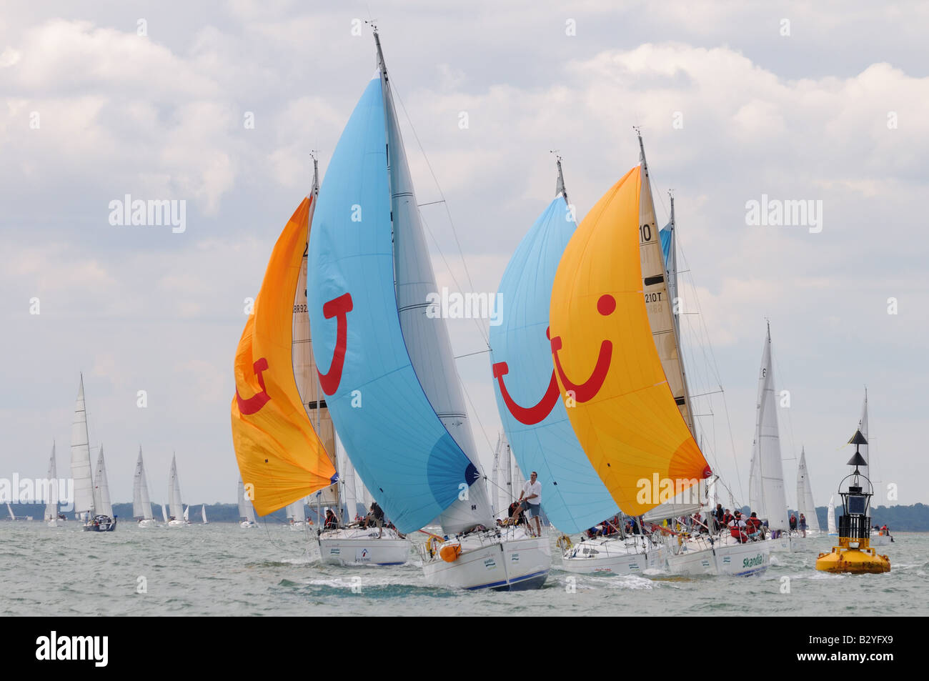 Cowes sailing regatta hi-res stock photography and images - Alamy