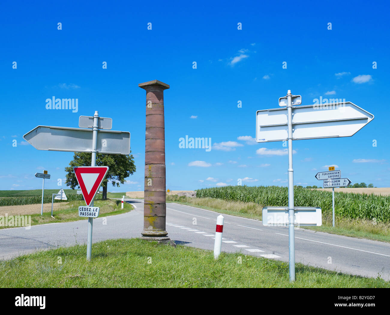 Y ROADS CROSSING, ROAD SIGNS, VINTAGE NAPOLEONIC SANDSTONE COLUMN ...