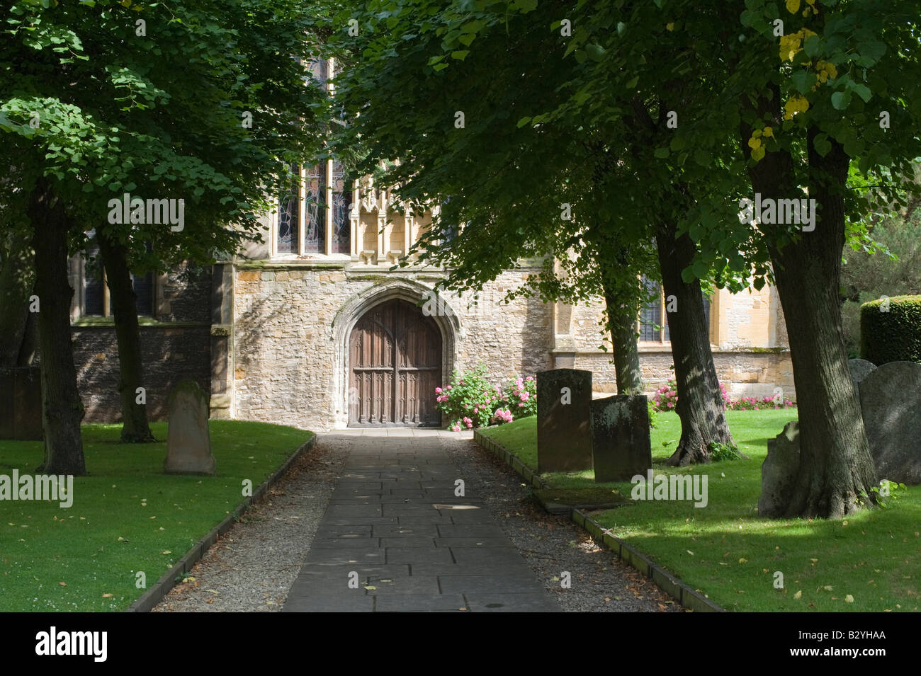 holy trinity church stratford upon avon which contains the grave of ...