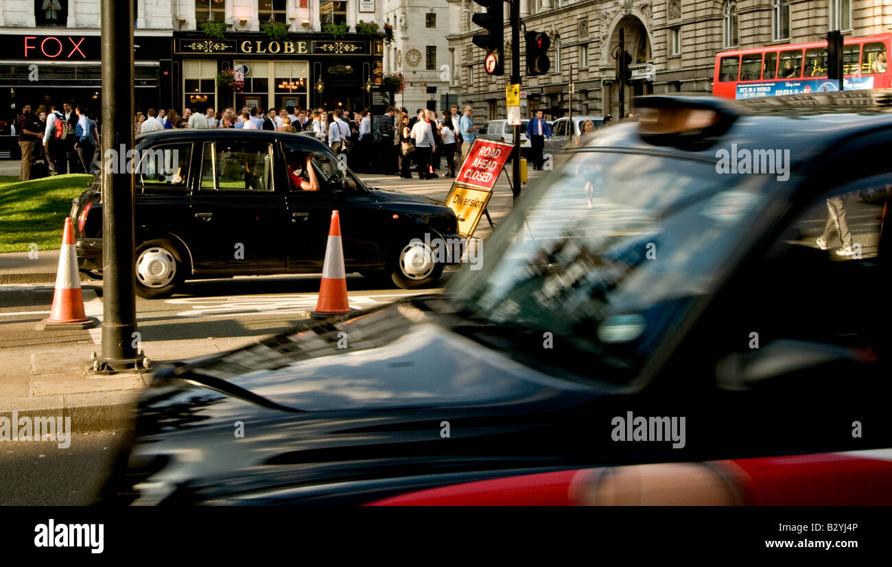 Moorgate Road High Resolution Stock Photography and Images - Alamy