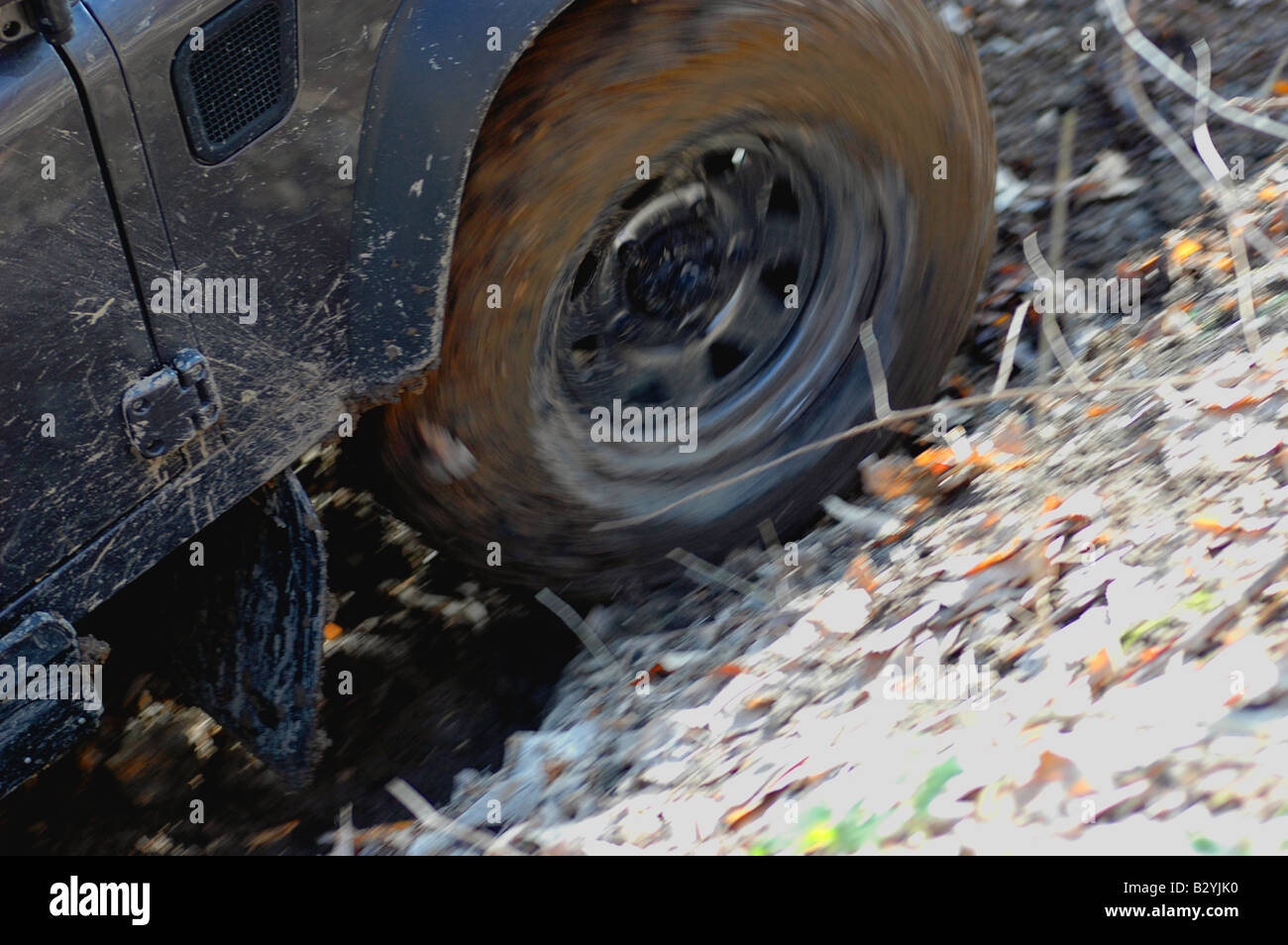 Land rover defender mud hi-res stock photography and images - Alamy