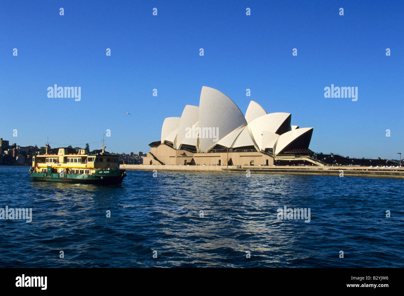 Sydney Opera House designed by JÃ rn Utzon Stock Photo - Alamy
