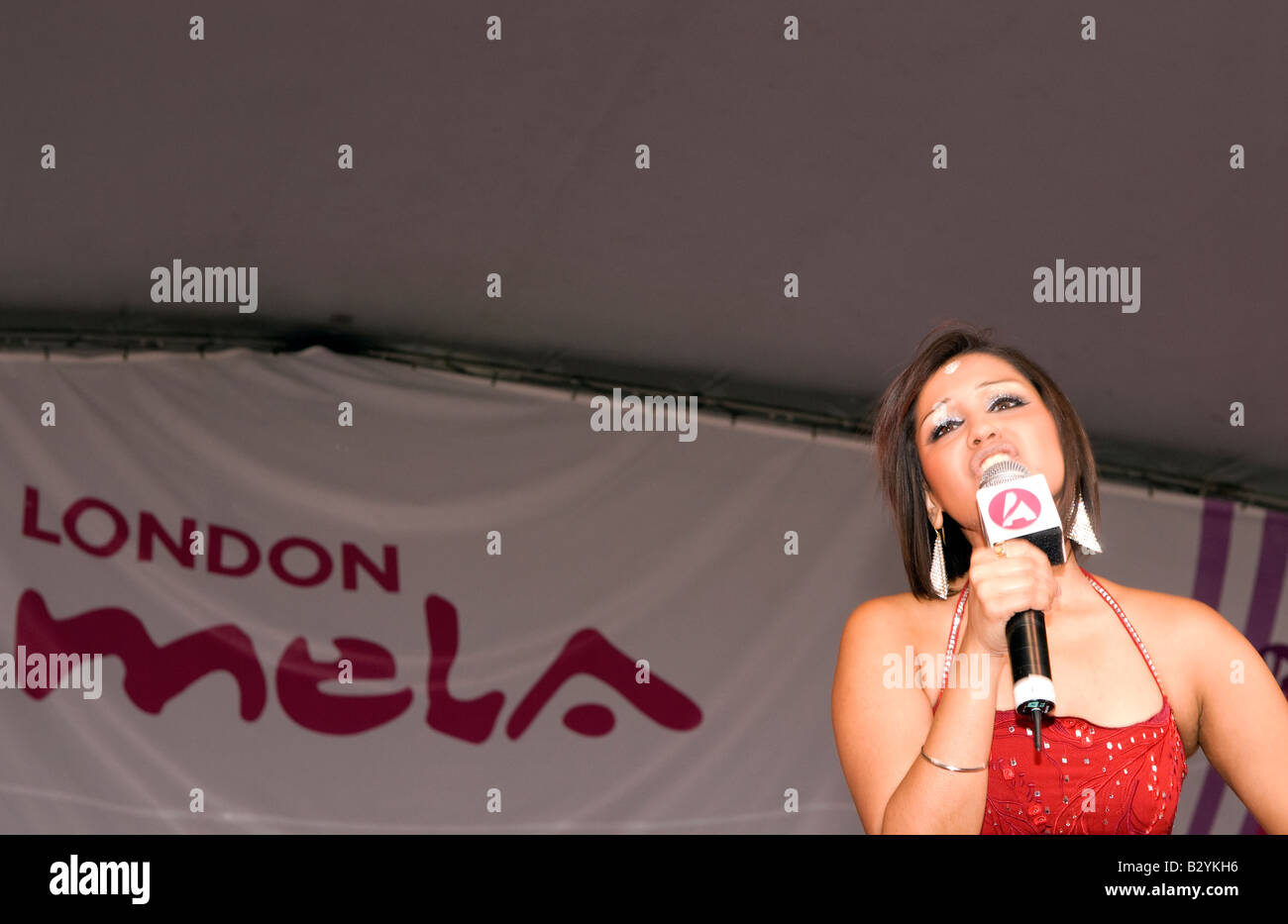 Asian singer Mona Singh performing at London Mela Sunday 10th August ...