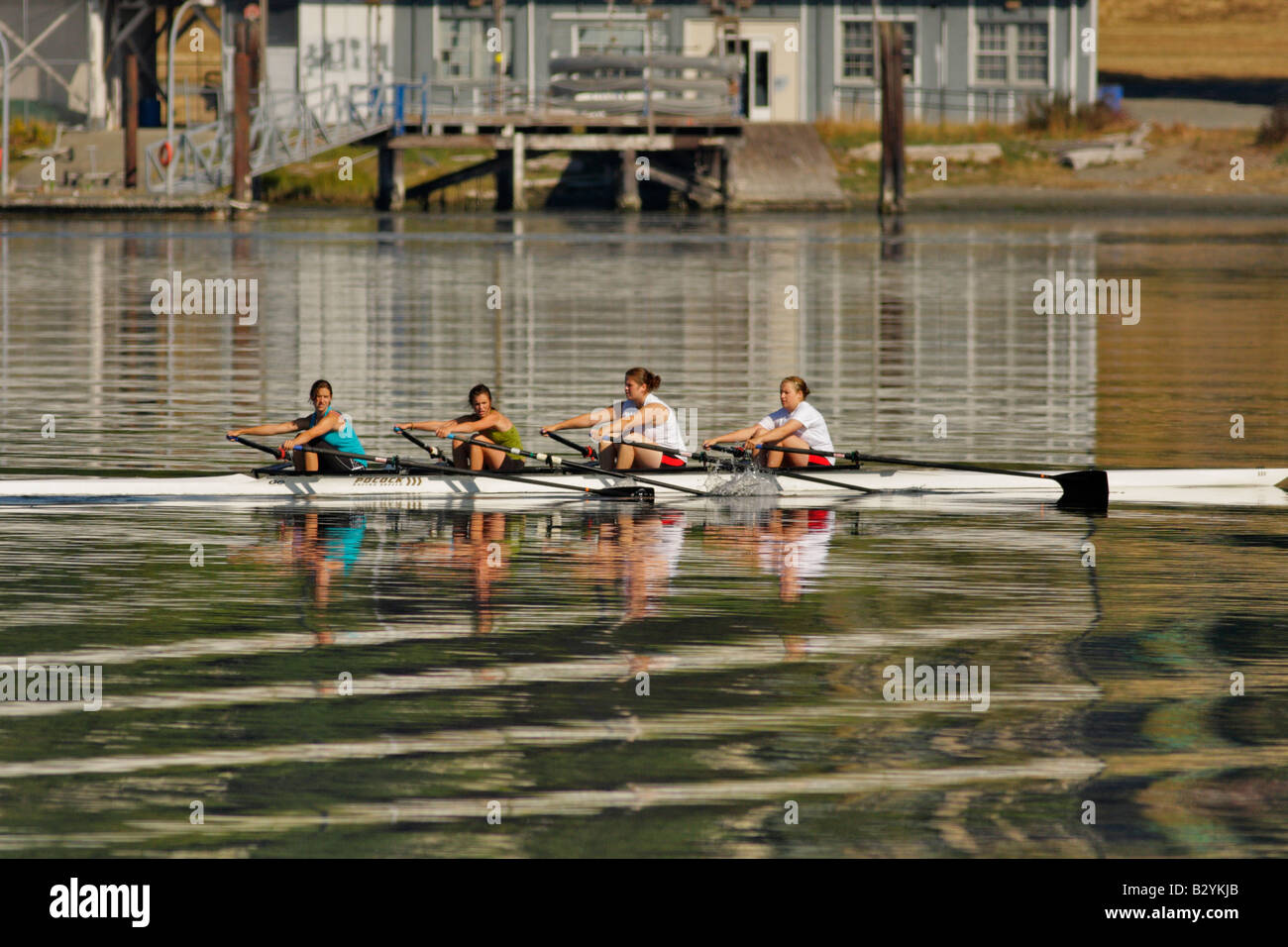 Female rowers hi-res stock photography and images - Alamy