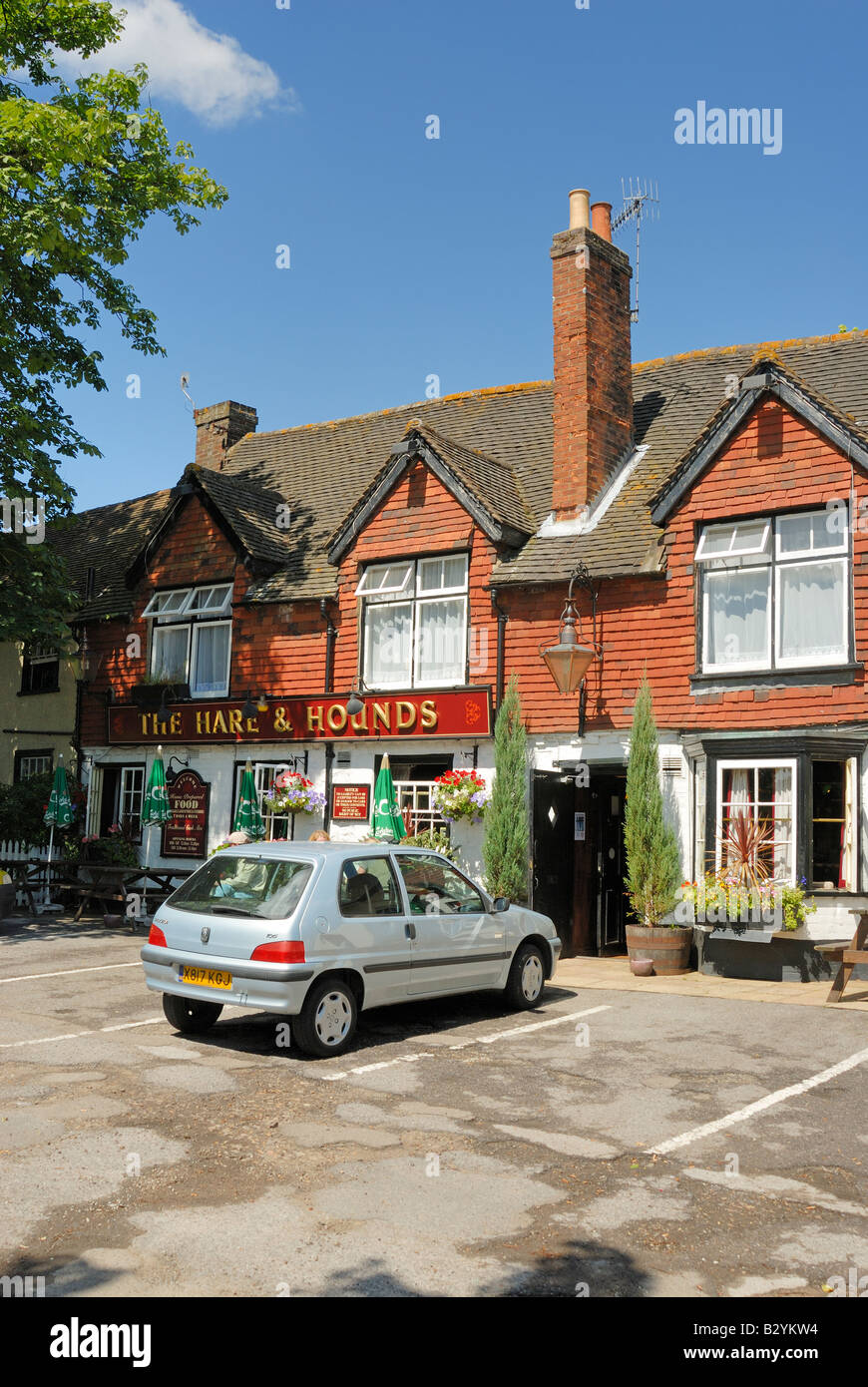 Godstone hi-res stock photography and images - Alamy