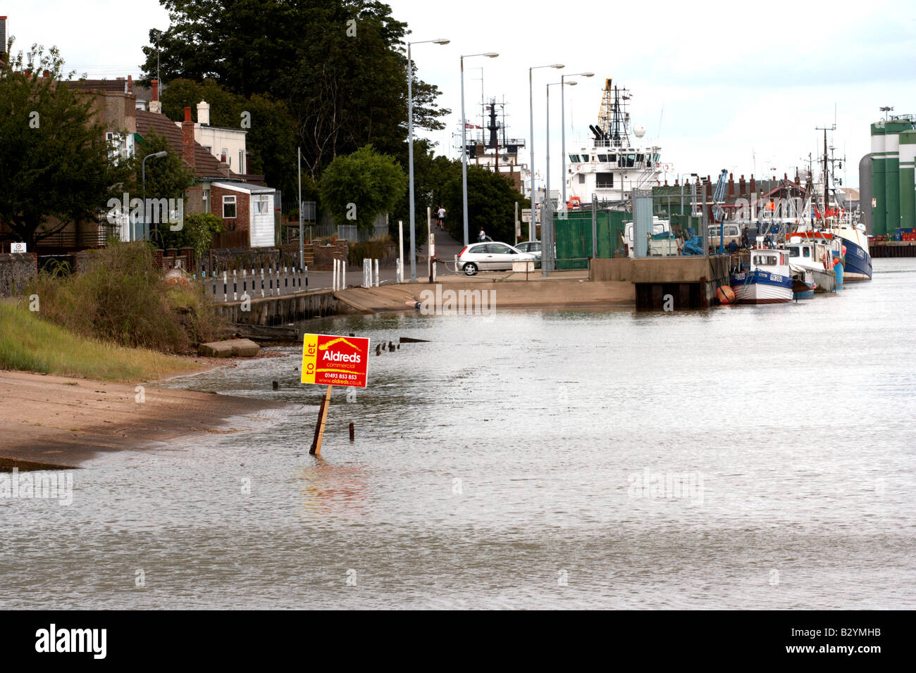 estate agent sign Stock Photo - Alamy