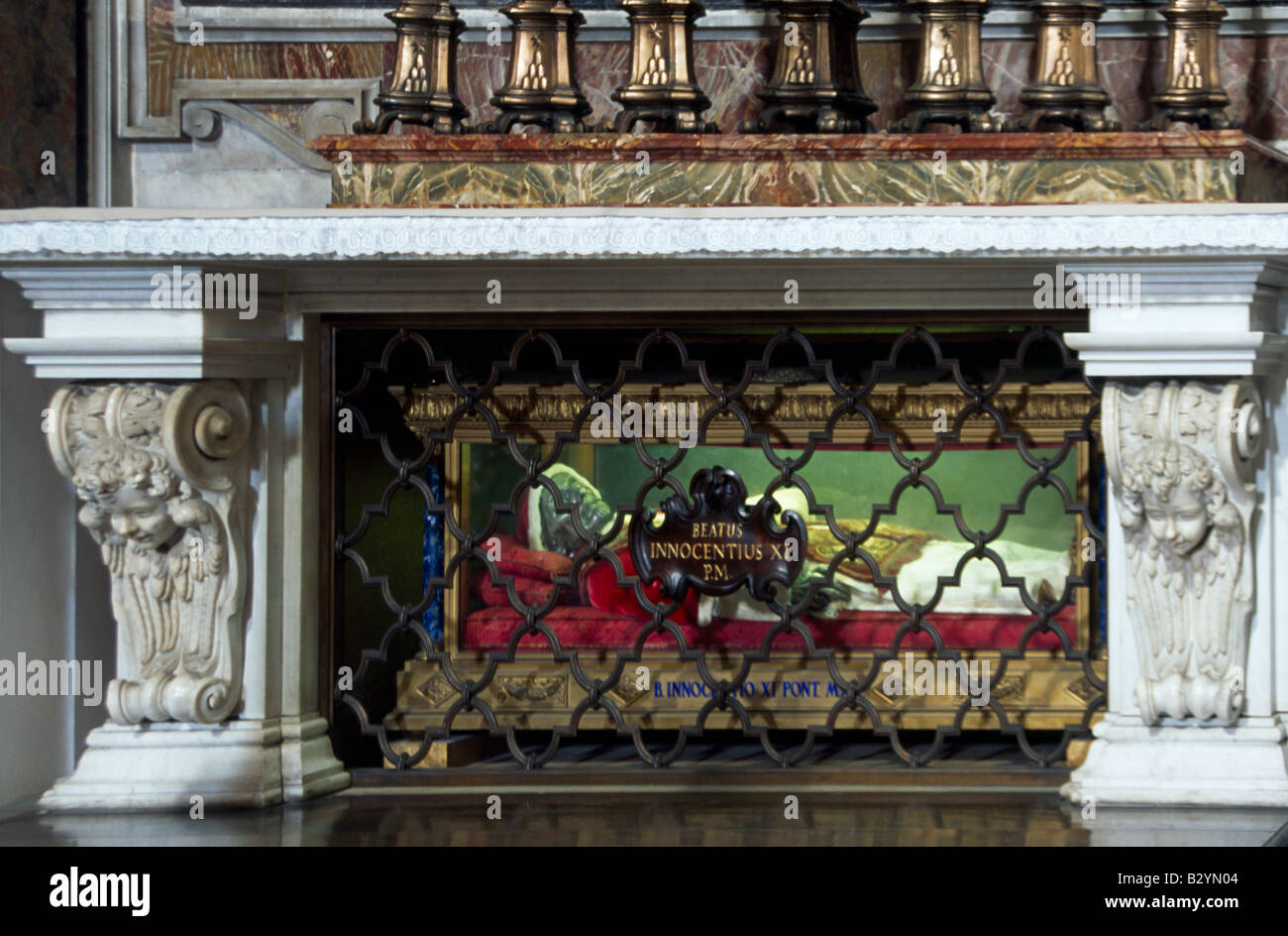 St peters tomb hi-res stock photography and images - Alamy