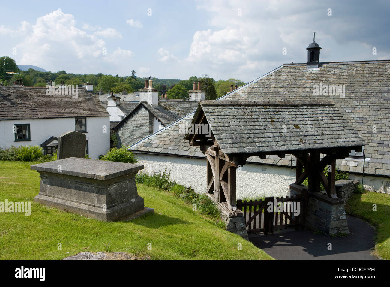 Lychgate church entrance hi-res stock photography and images - Alamy