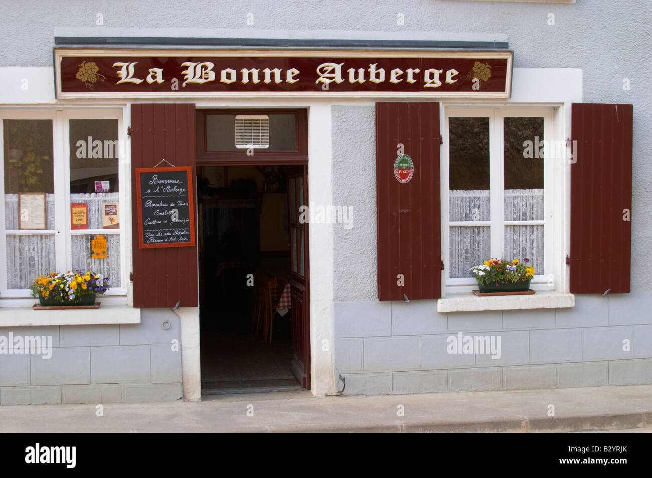 Sancerre france restaurant hi-res stock photography and images - Alamy