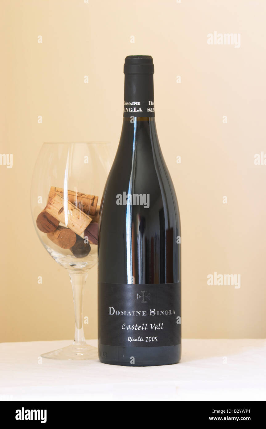 Singla hi-res stock photography and images - Alamy