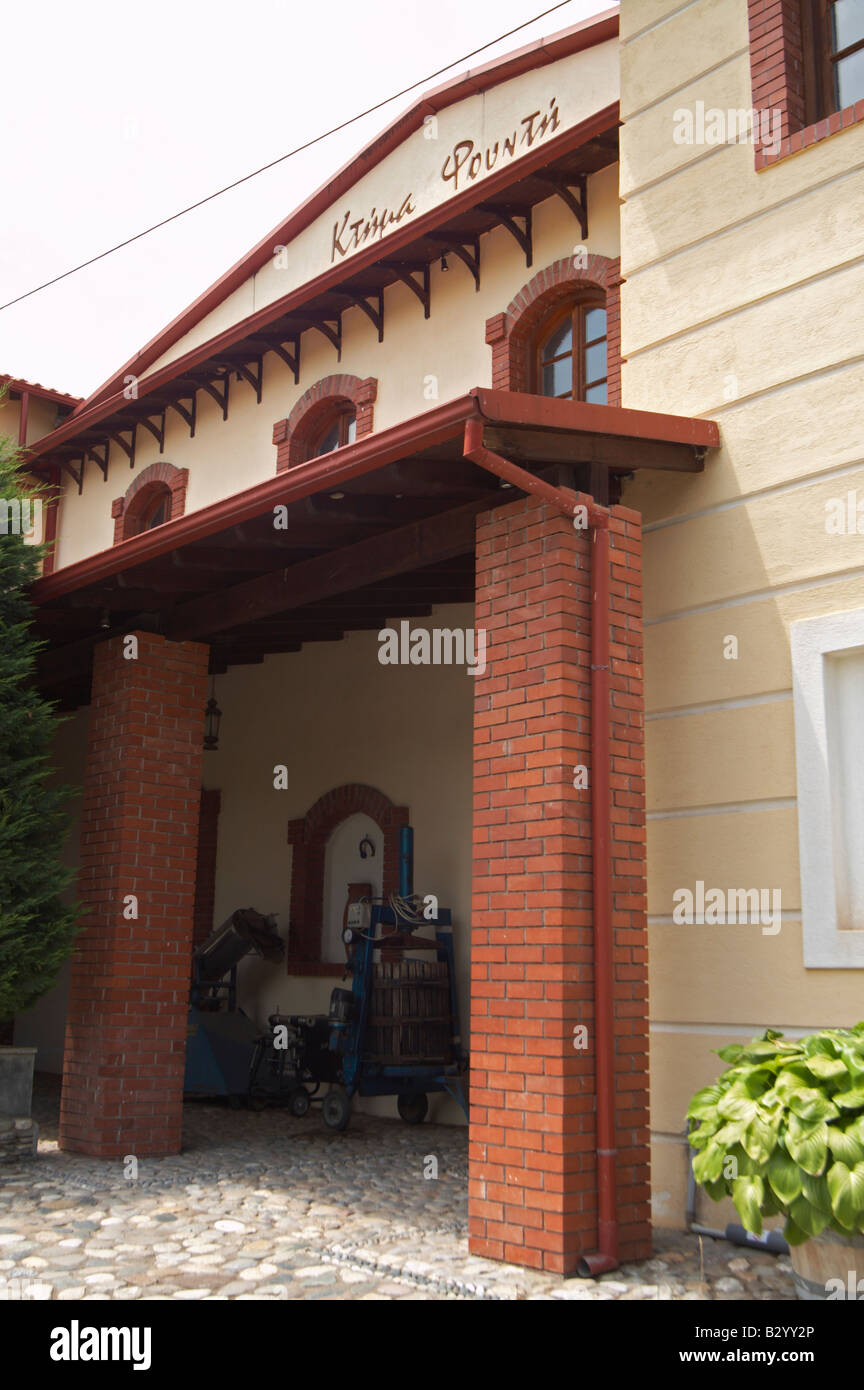 Naoussa village hi-res stock photography and images - Alamy