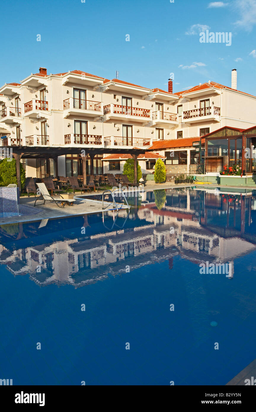 Greek hotel pool hi-res stock photography and images - Alamy