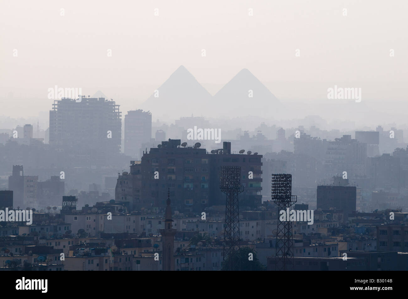 Cairo city pyramids hi-res stock photography and images - Alamy