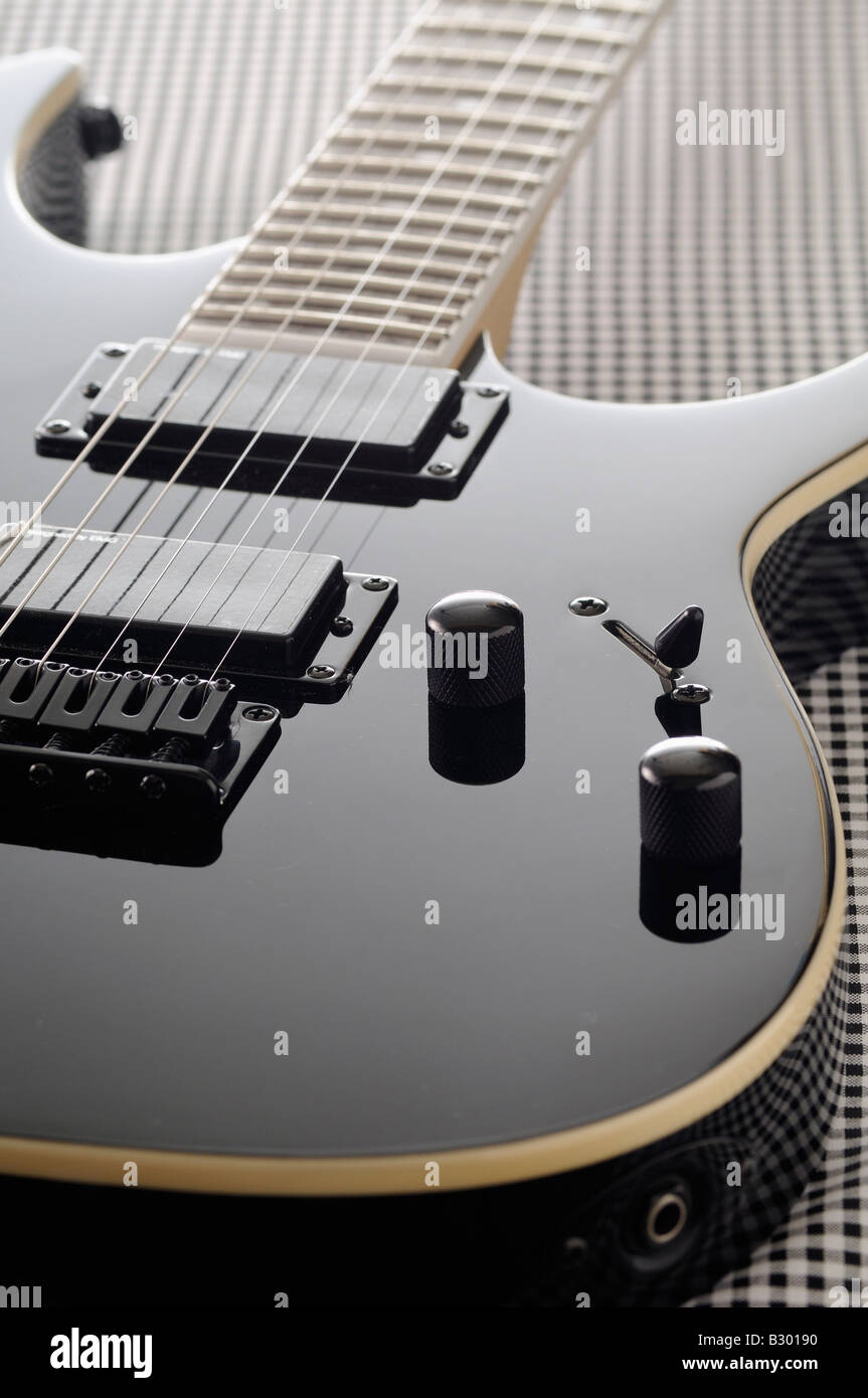 Rock still life hi-res stock photography and images - Alamy