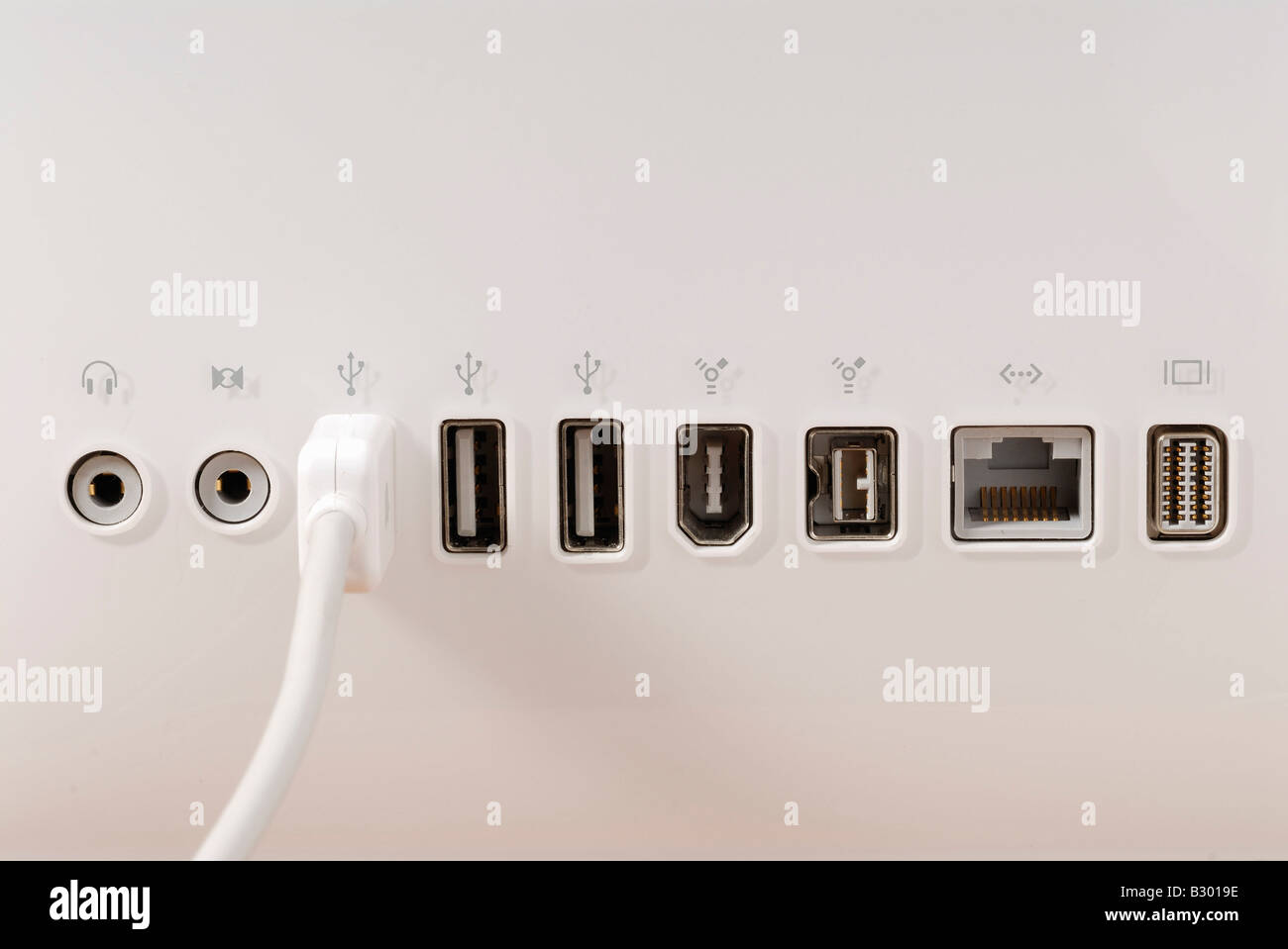 Usb universal serial bus ports hi-res stock photography and images - Alamy