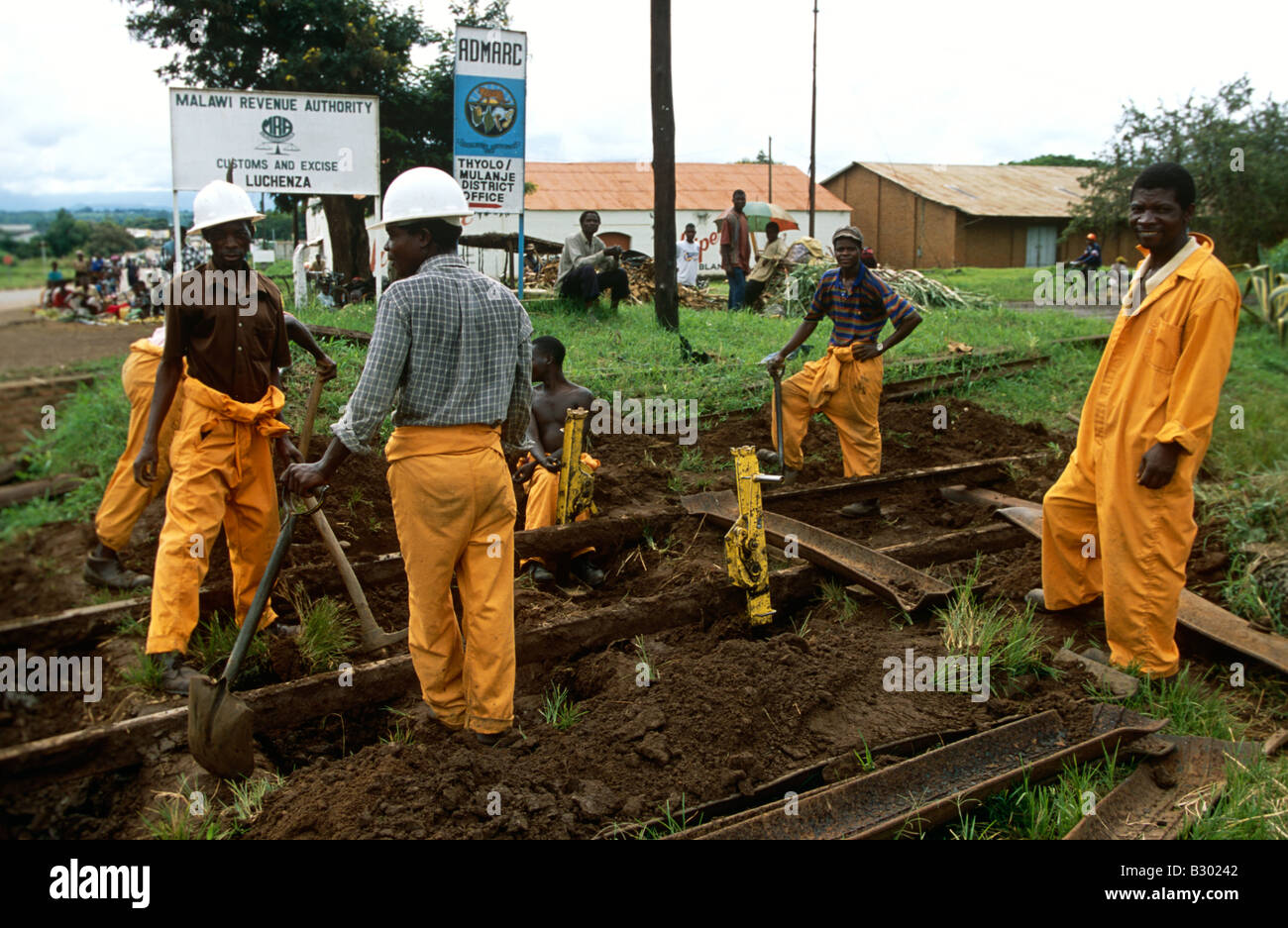 Construction in Malawi Stock Photo - Alamy