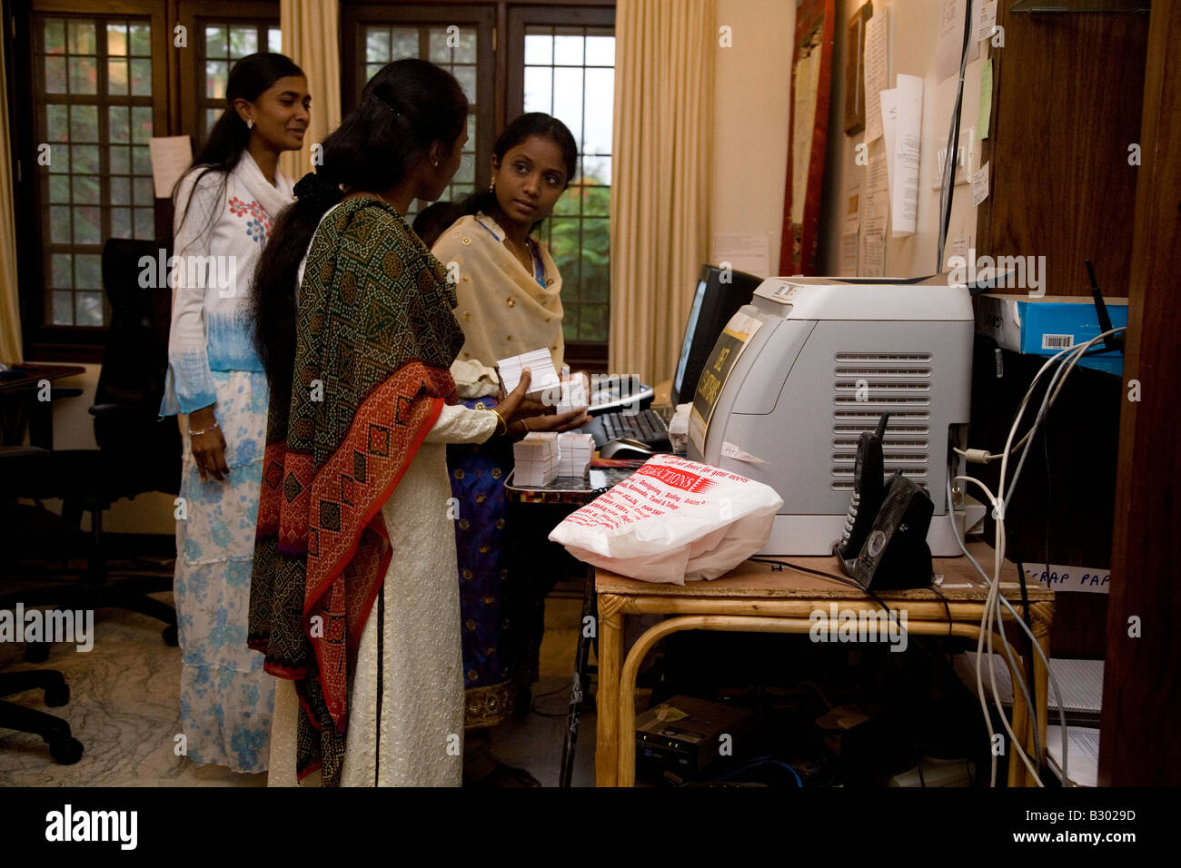 India bengaluru office hi-res stock photography and images - Alamy