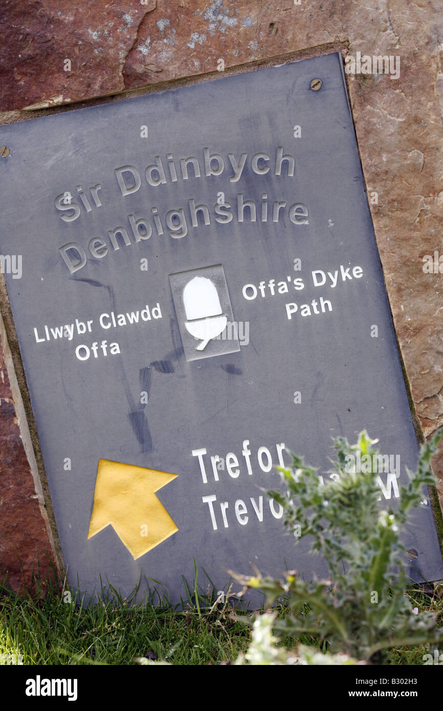 Offas Dyke Path Sign Stock Photo - Alamy