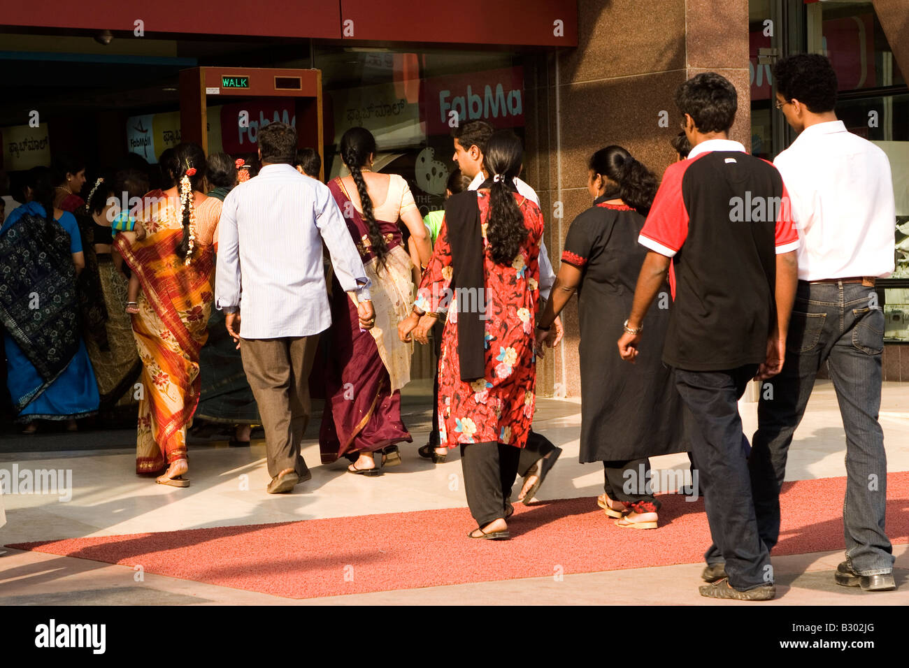 Queue Shopping Mall Stock Photos & Queue Shopping Mall Stock Images - Alamy
