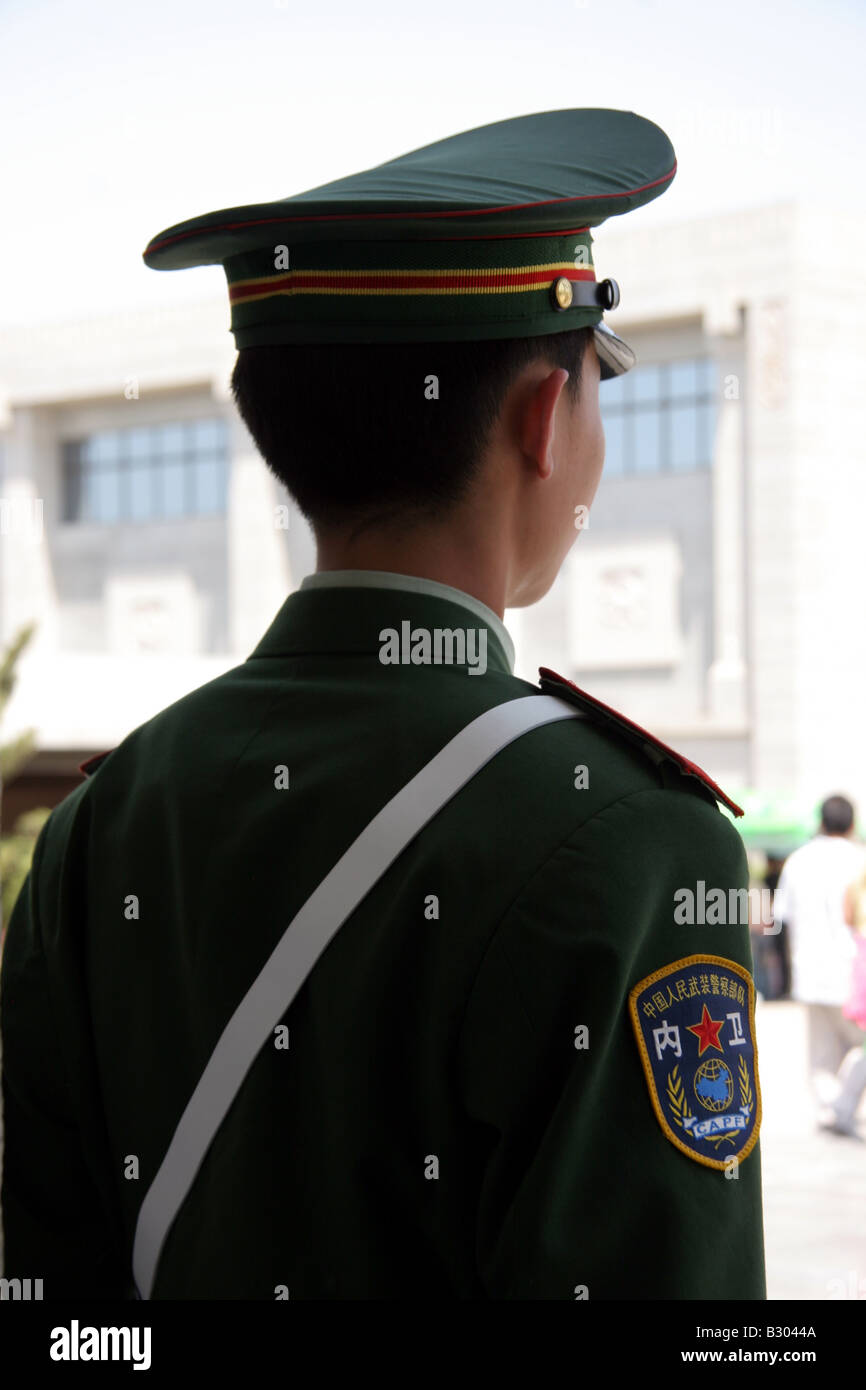 Chinese soldier hi-res stock photography and images - Alamy