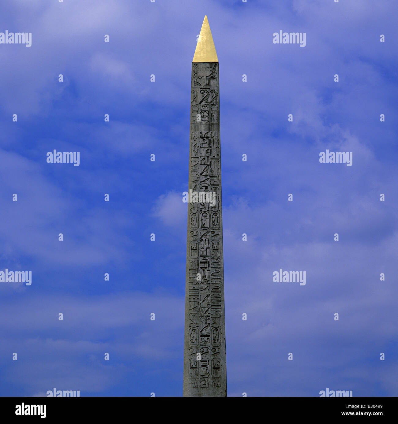 Obelisque of paris hi-res stock photography and images - Alamy