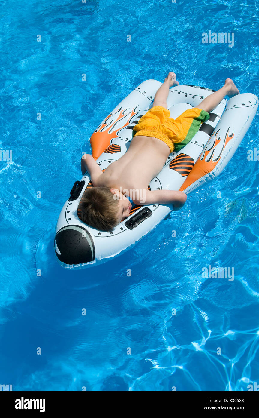 Lilo Water Bed Inflatable Stock Photos & Lilo Water Bed Inflatable ...