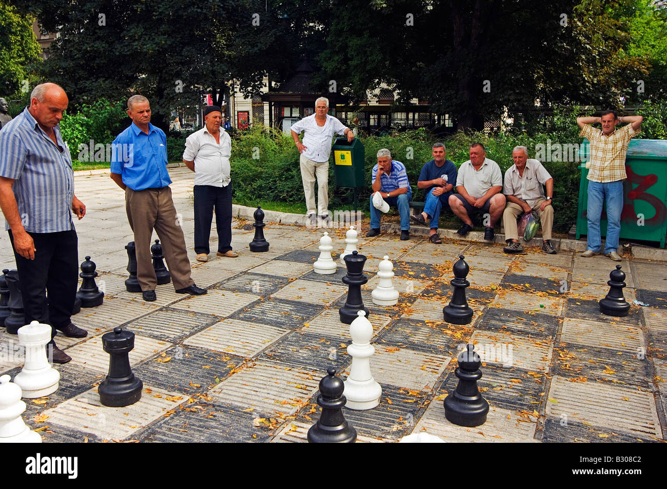 Bosnia, Sarajevo. Local Men Playing Chess in the Park Stock Photo - Alamy