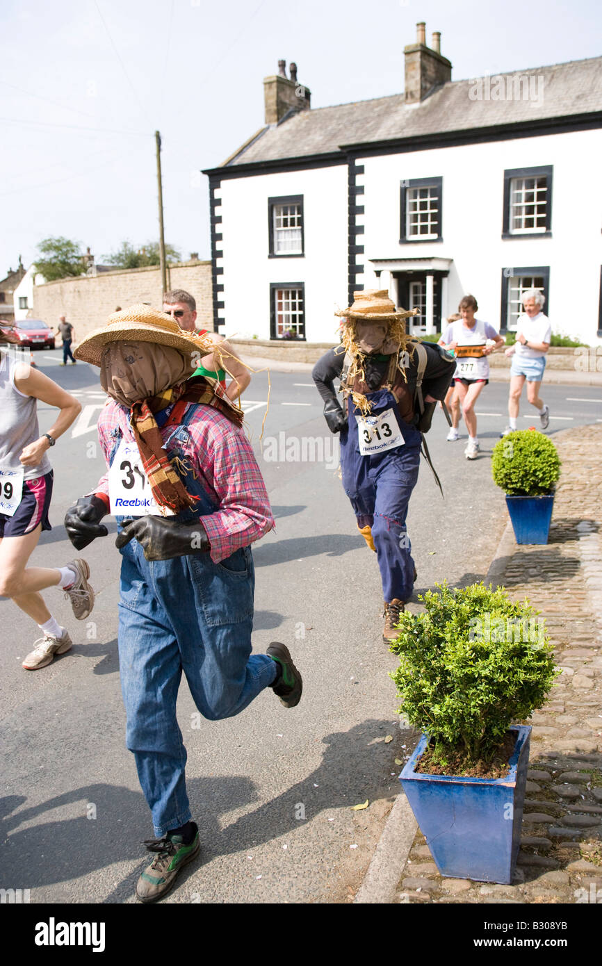 Fancy Dress Run Stock Photos & Fancy Dress Run Stock Images - Alamy