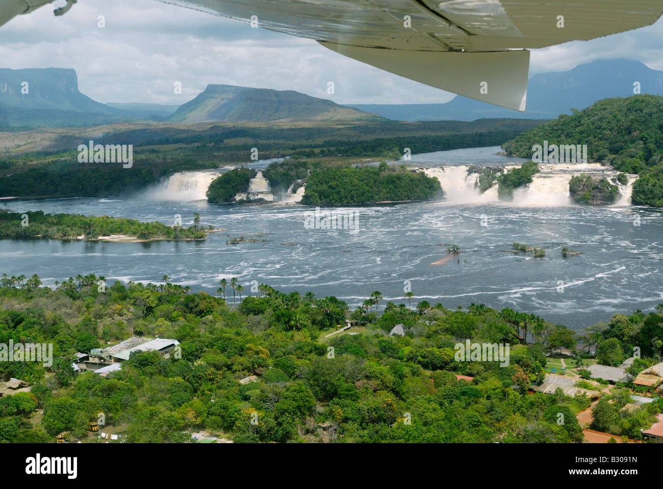 Canaima national park hi-res stock photography and images - Alamy
