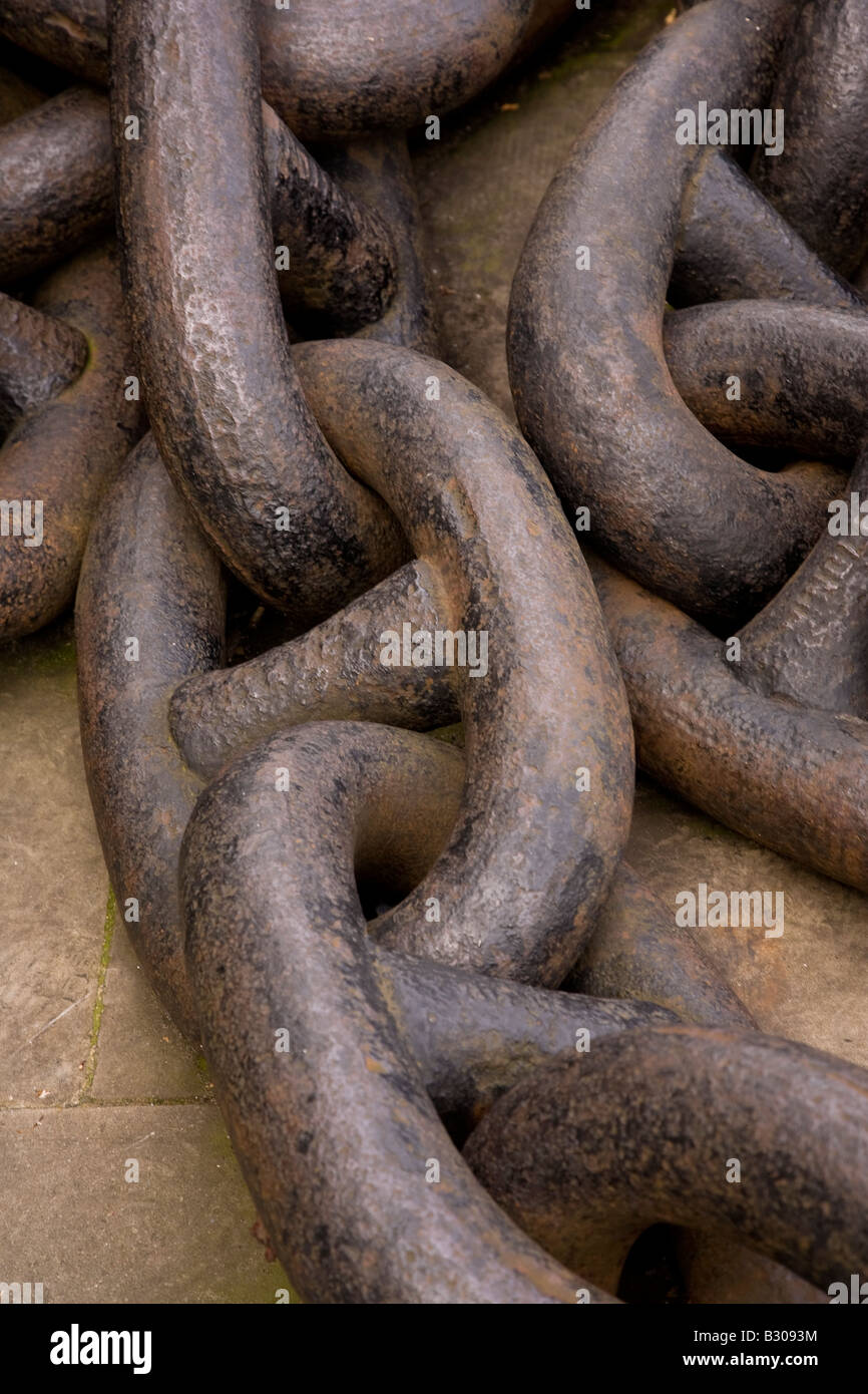 Industrial chain hi-res stock photography and images - Alamy