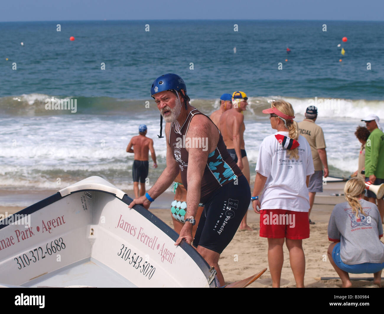 Senior lifeguard hi-res stock photography and images - Alamy