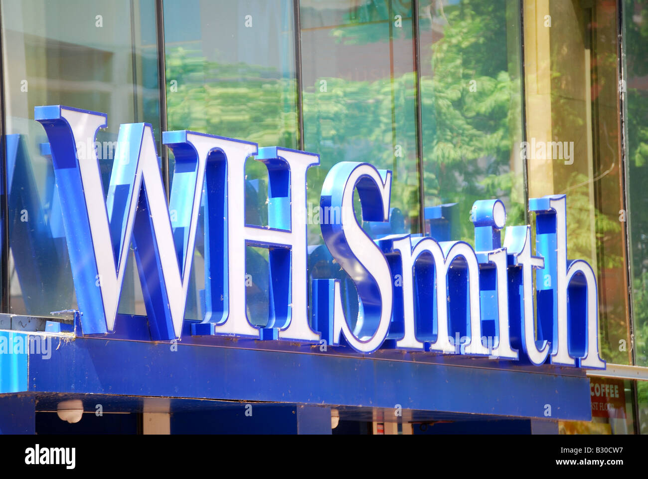 W H Smith Stock Photos & W H Smith Stock Images - Alamy