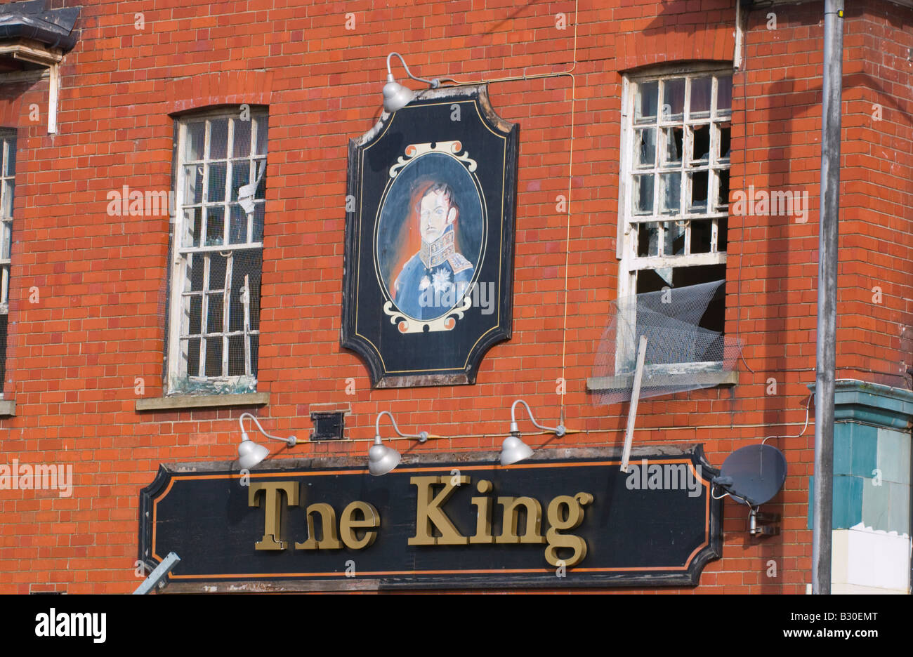 Courage pub hi-res stock photography and images - Alamy