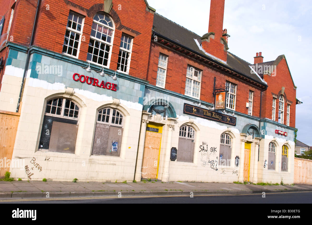 urban decay THE KING derelict COURAGE brewery pub Newport South Wales ...