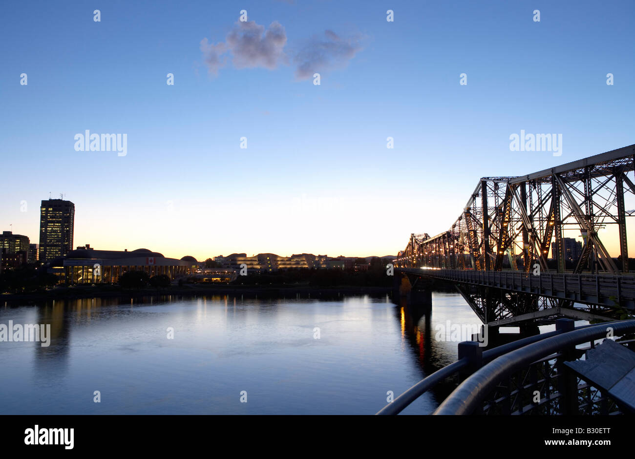 The Alexandra Bridge at dusk, Ottawa, Canada Stock Photo - Alamy