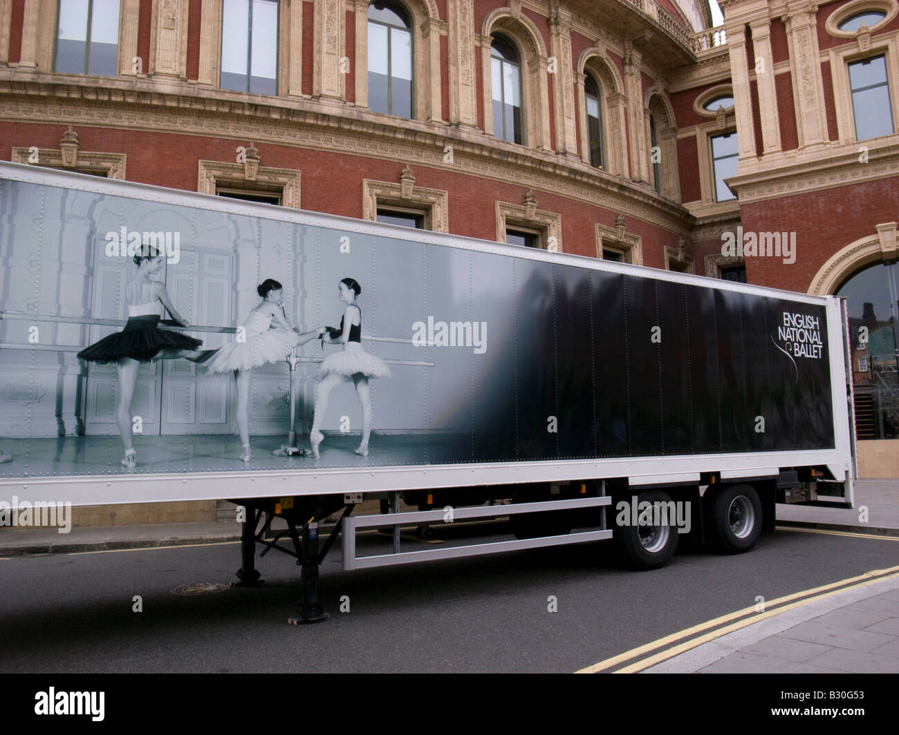 National ballet hi-res stock photography and images - Alamy