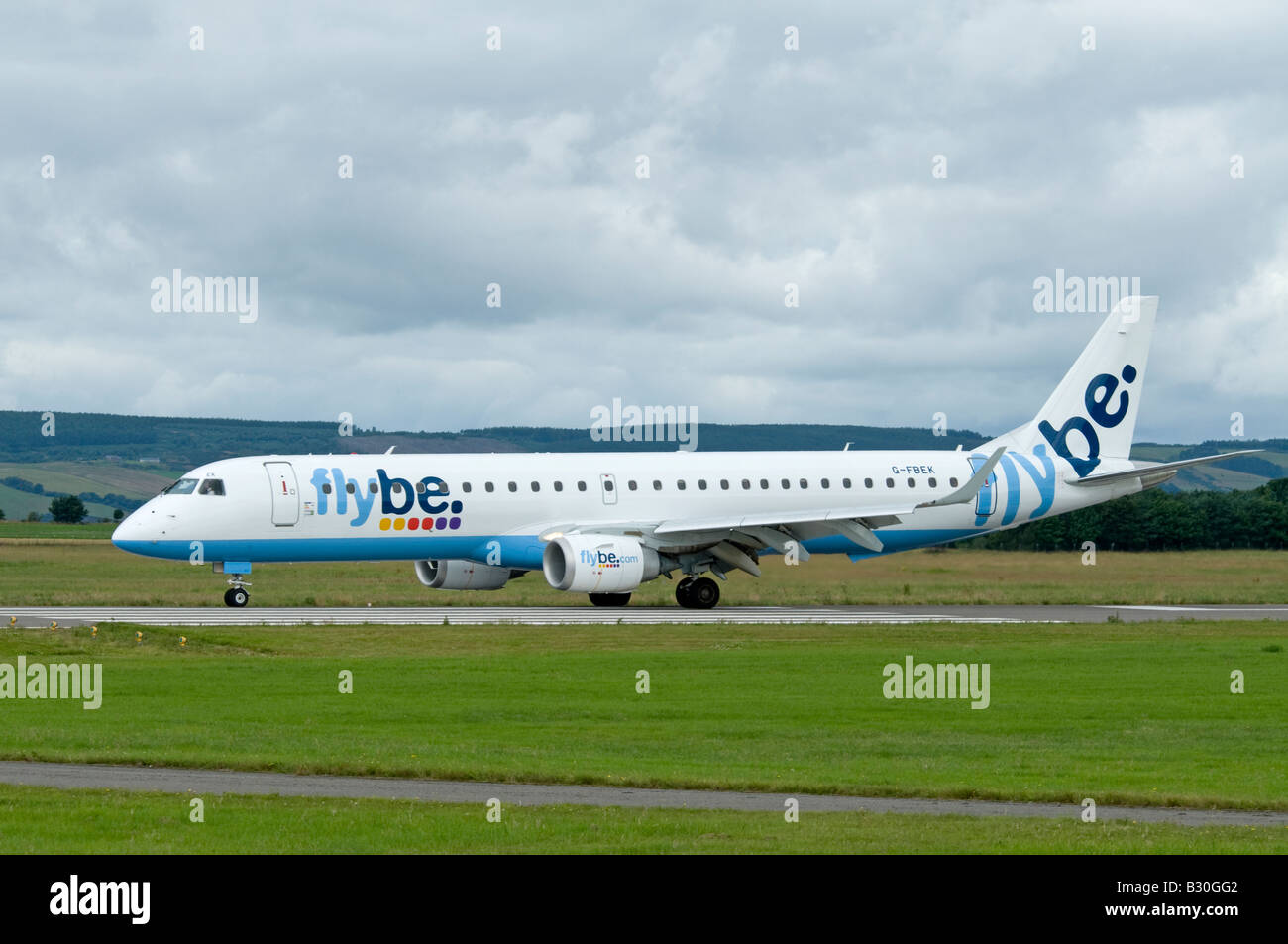 Flybe - British European Embraer ERJ-190-200LR 195LR Taxiing at ...