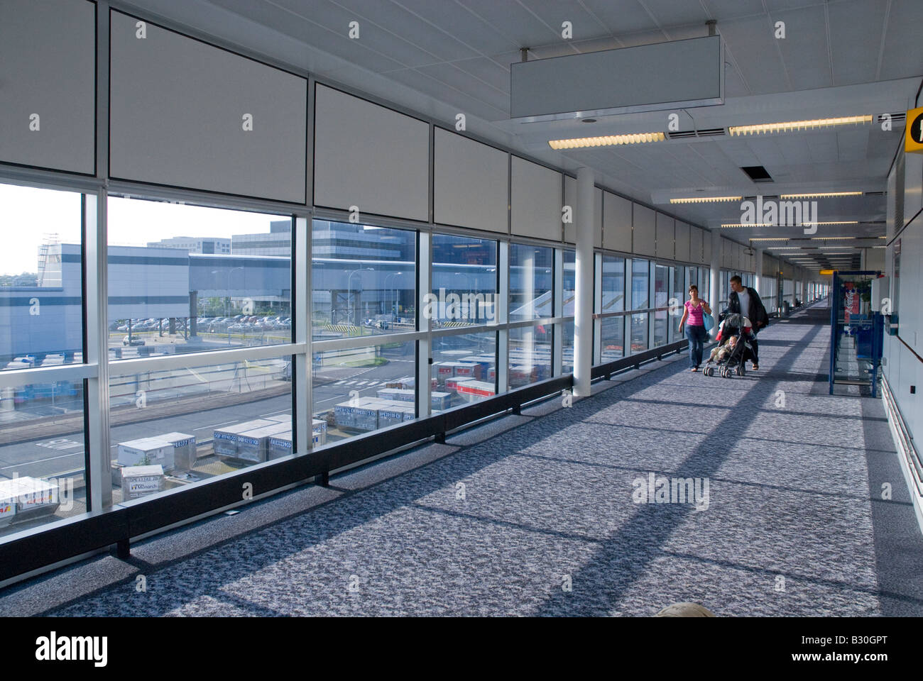 Gatwick north terminal gate hi-res stock photography and images - Alamy