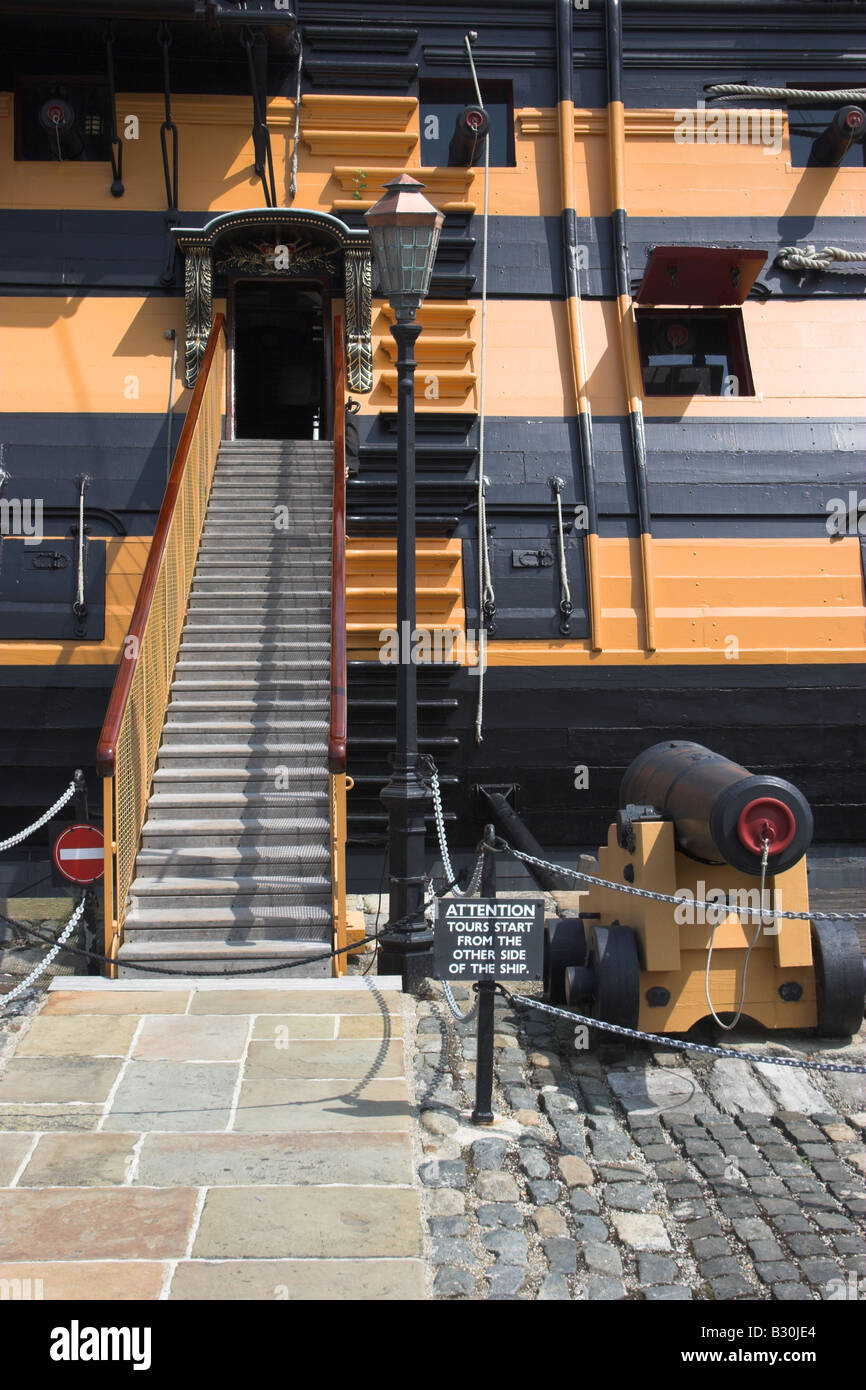 Hampshire portsmouth hms victory hi-res stock photography and images ...