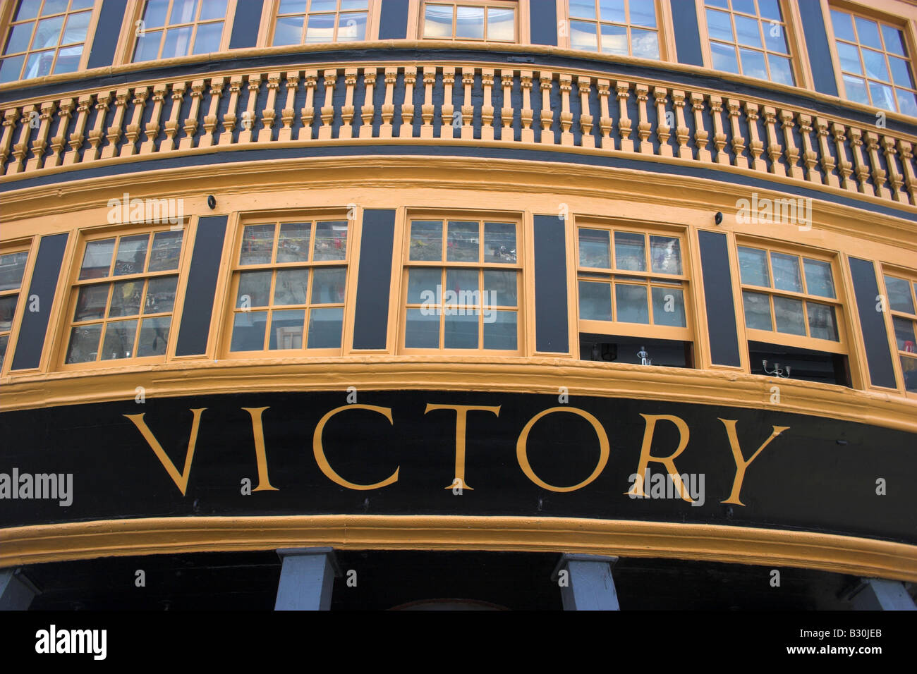 Hms victory portsmouth historic hi-res stock photography and images - Alamy
