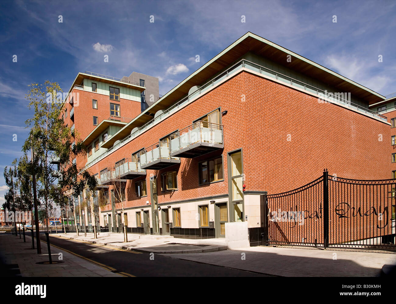 Longboat Quay Apartments Dublin Ireland Stock Photo - Alamy