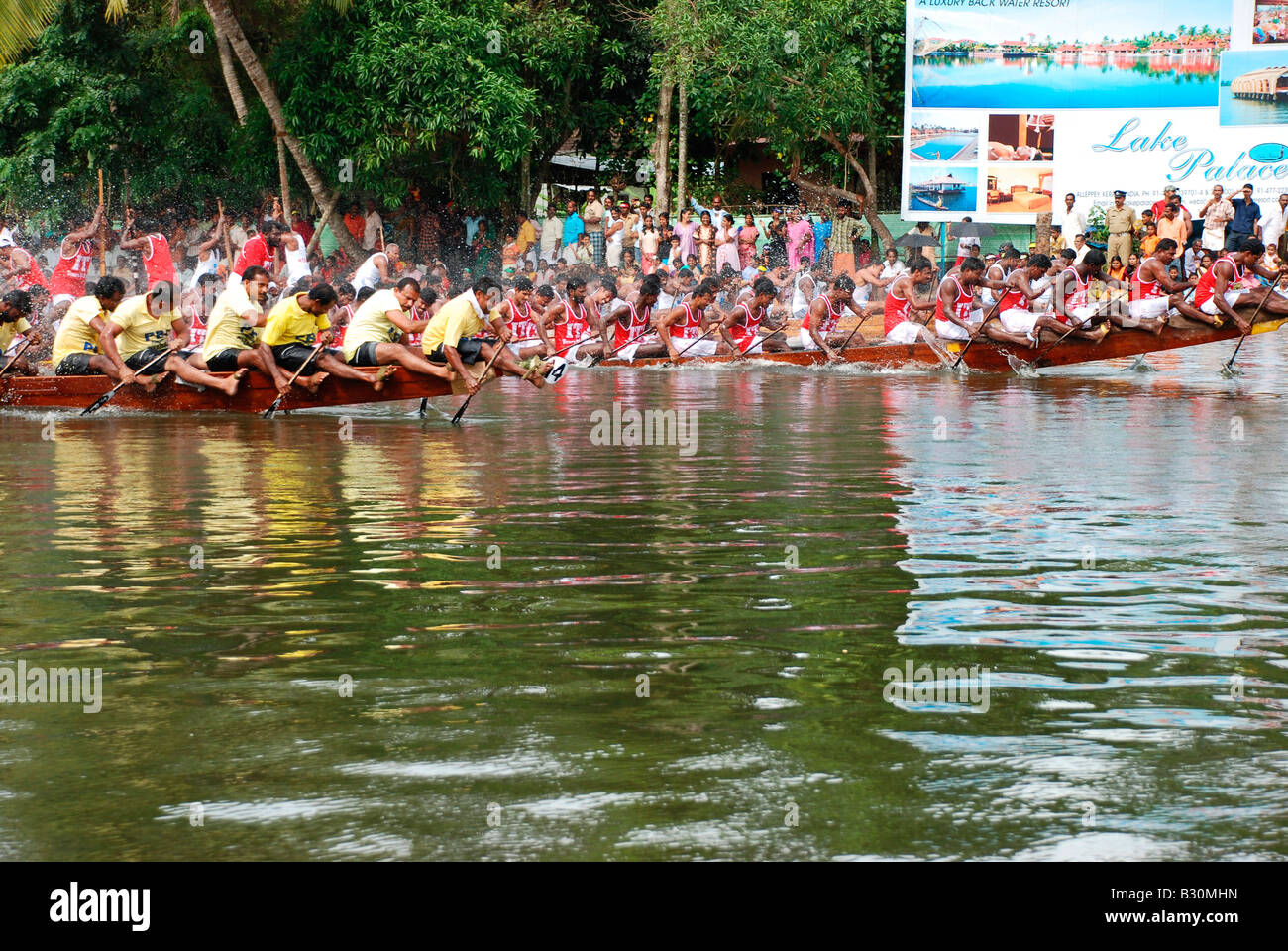 Nehru Trophy boat race at Alleppey,Kerala,India Stock Photo - Alamy