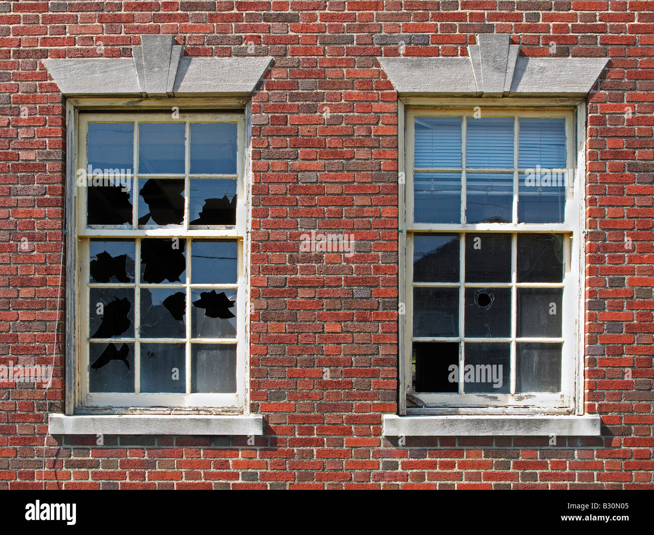 Old broken windows Stock Photo - Alamy